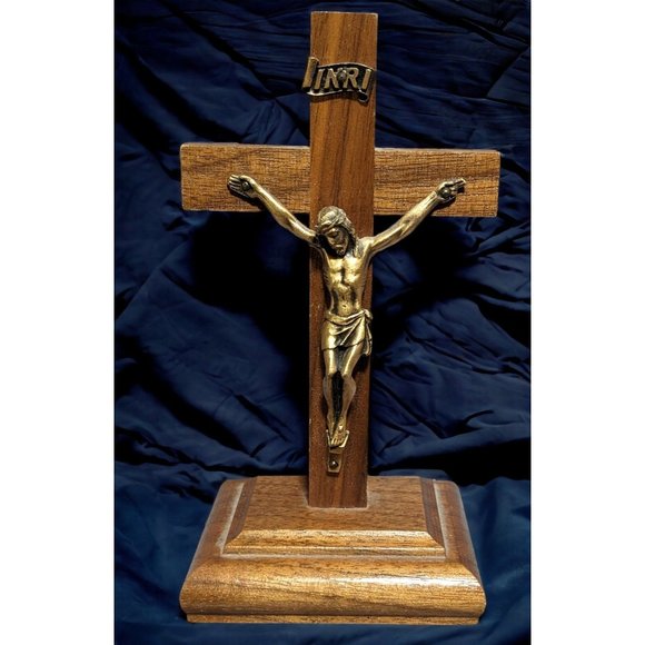 Accents | Vintage Jesus Wooden Standing Cross | Poshmark